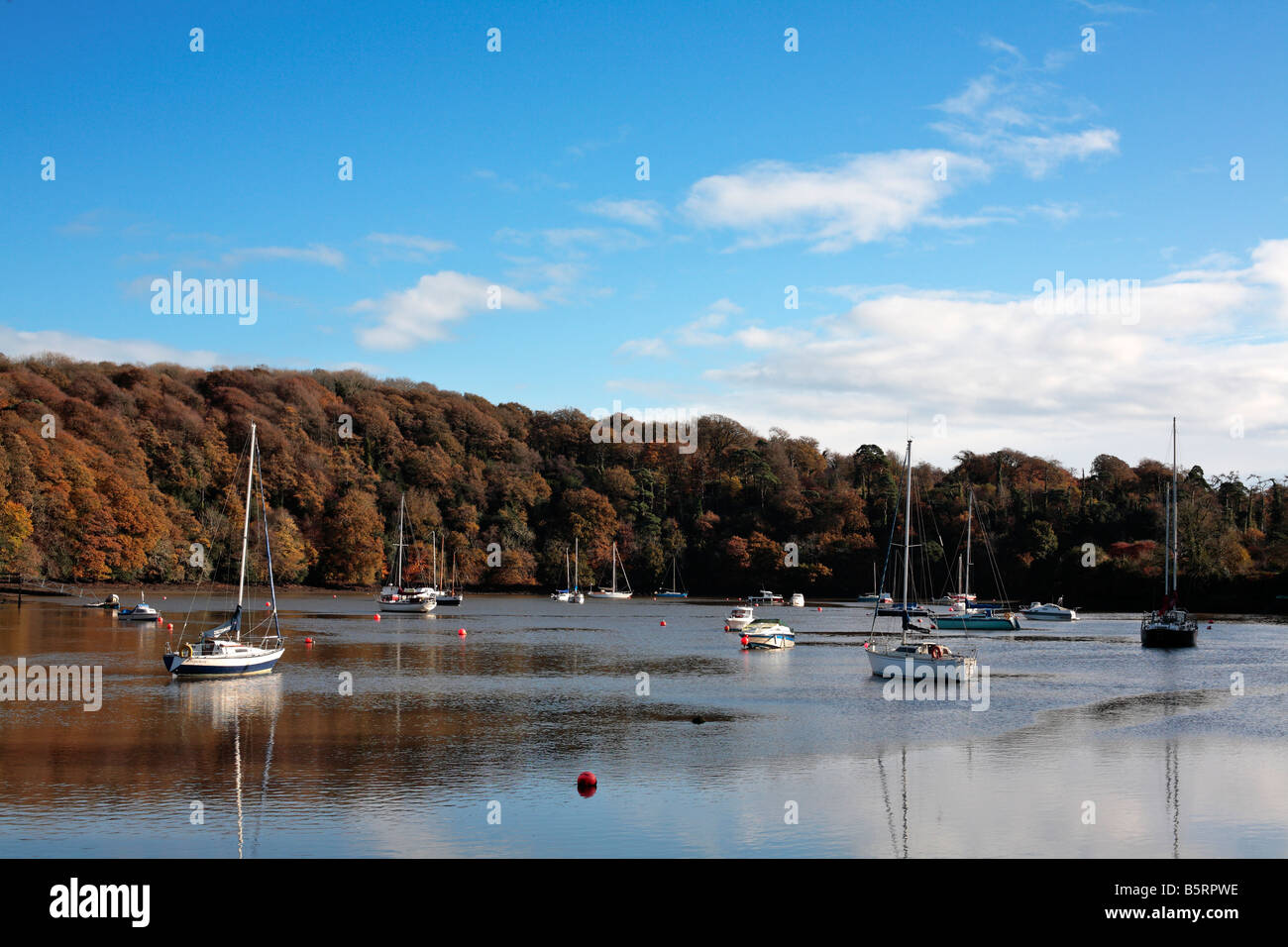 Crosshaven hi-res stock photography and images - Alamy