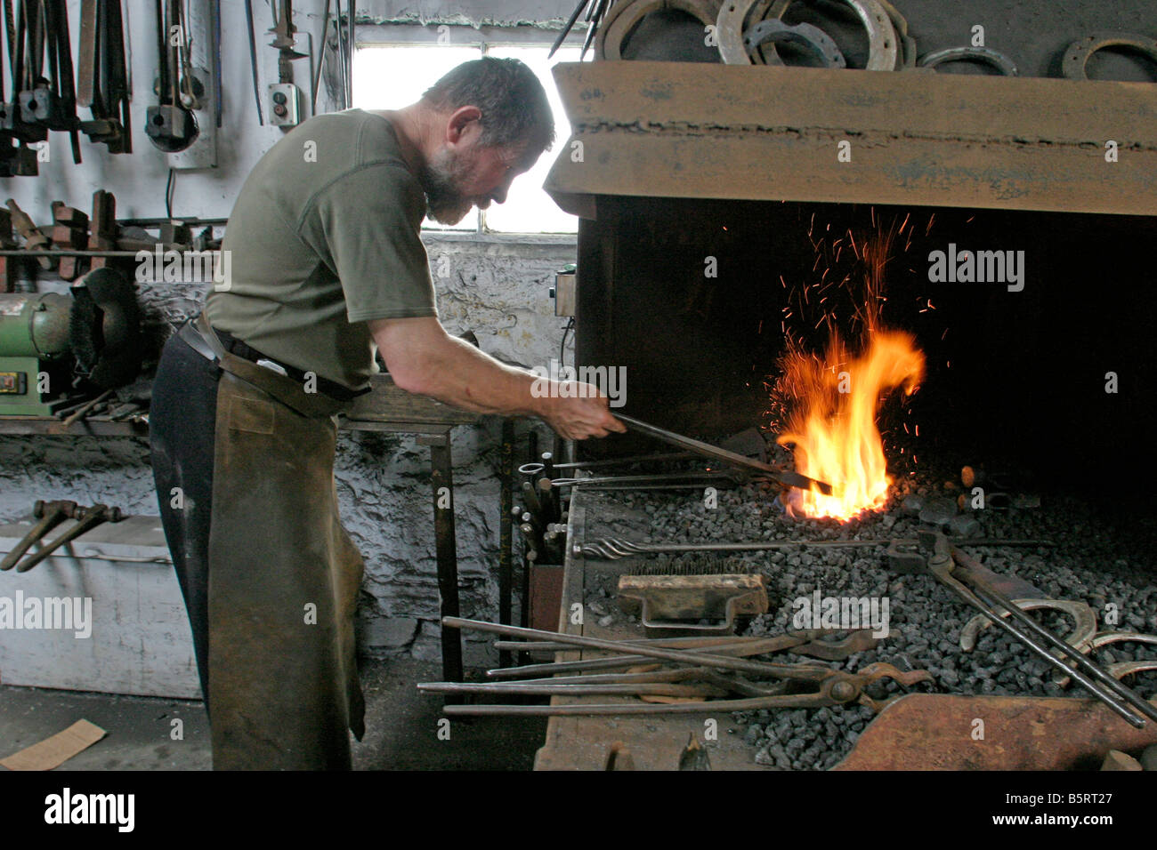 Blacksmith work in forge in hi-res stock photography and images - Alamy