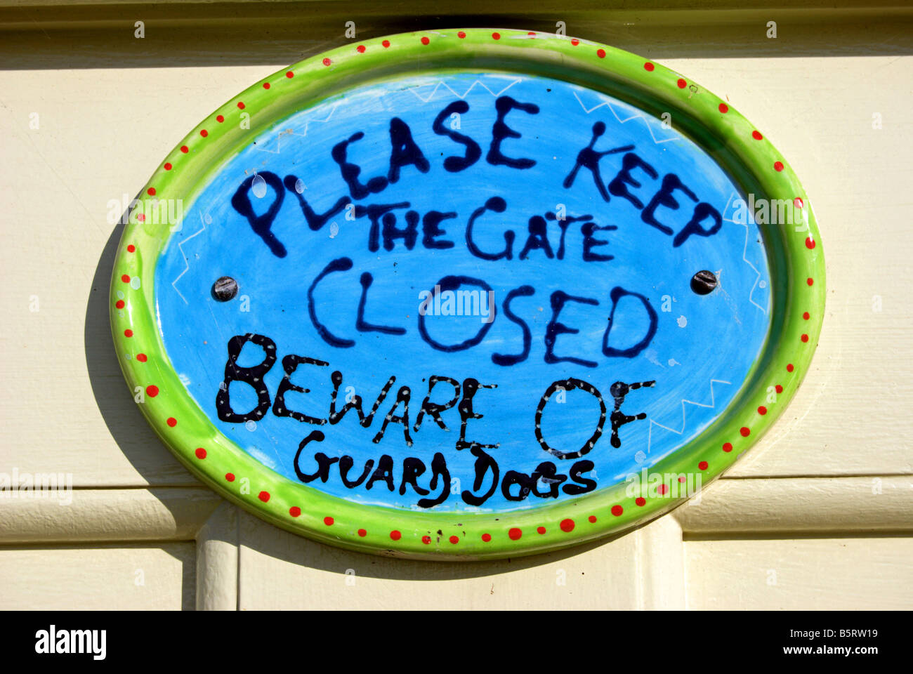 Keep gate closed hi-res stock photography and images - Alamy