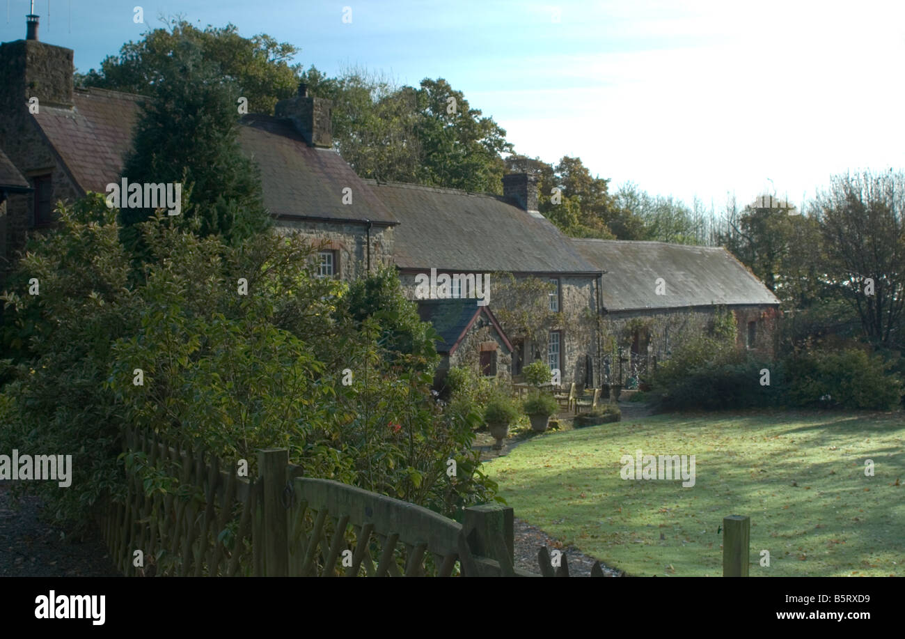 Welsh country farmhouse hi-res stock photography and images - Alamy
