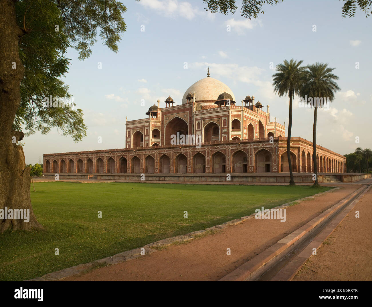 Humayuns Tomb Delhi India. Mausoleum of second Mughal Emperor built by ...
