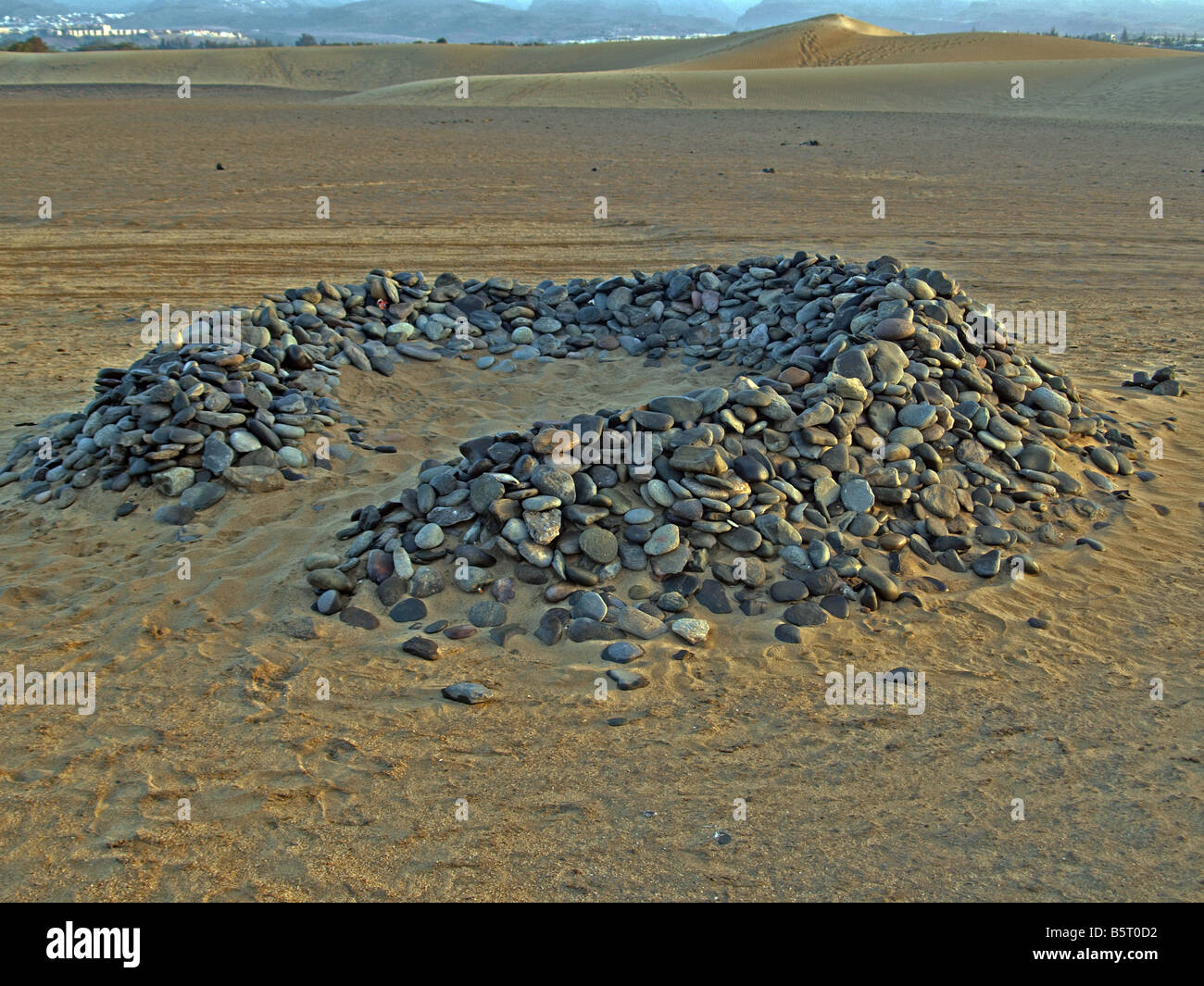 Stone windbreak hi-res stock photography and images - Alamy