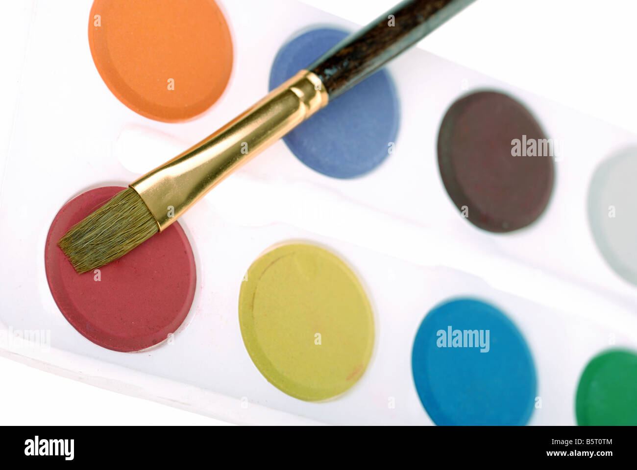 Paintbrush and paint Brushes for drawing C blur a color background ...