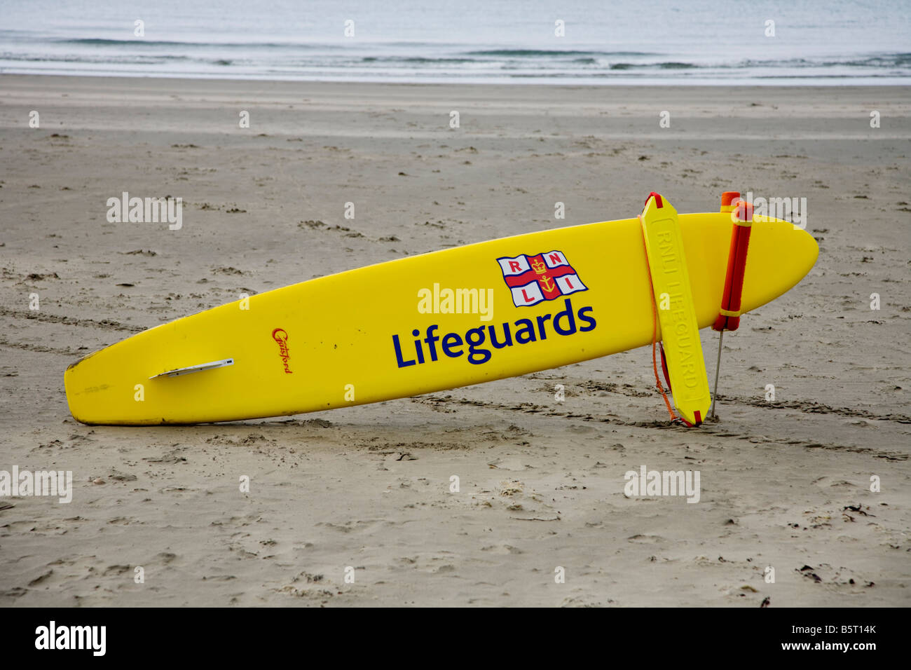 Life guard surf board hi-res stock photography and images - Alamy