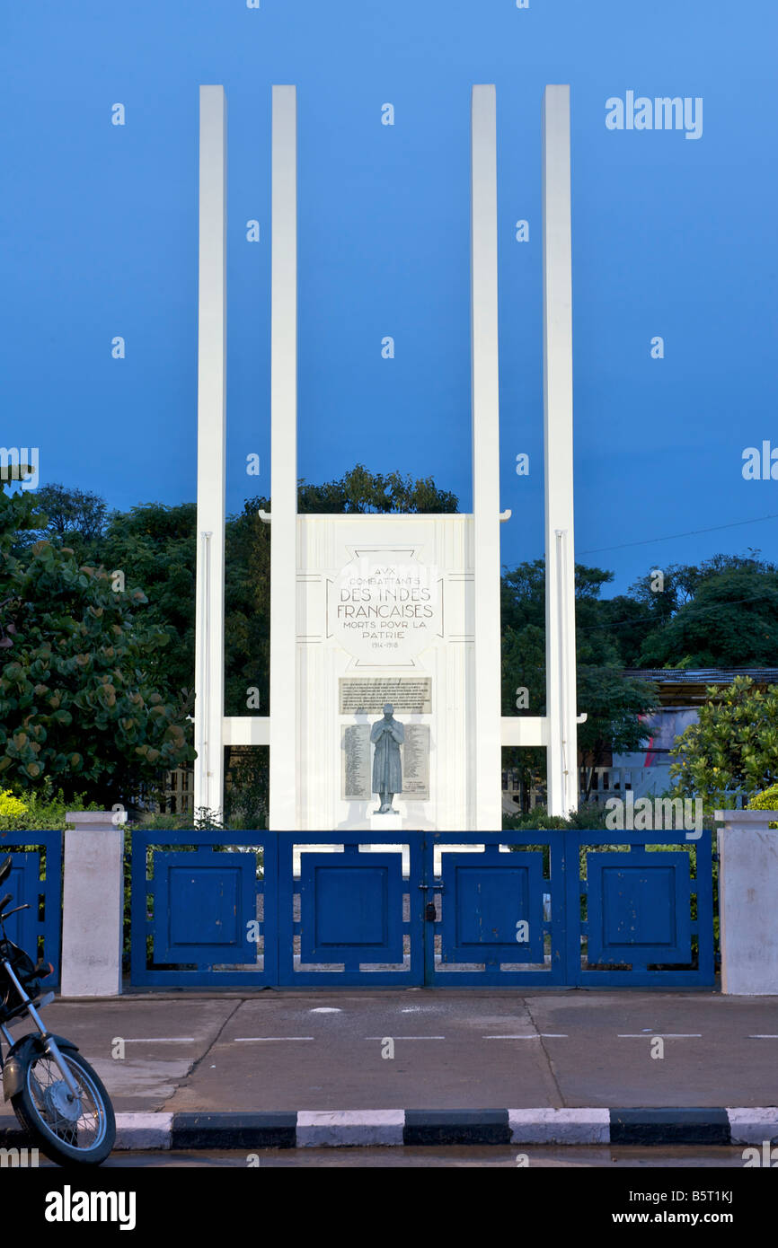 French war memorial in Pondicherry India Stock Photo - Alamy