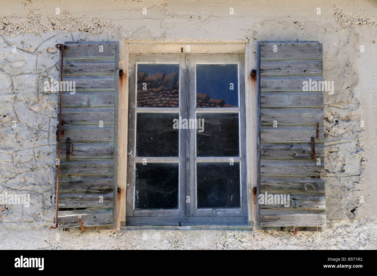Old window, Zakynthos, Greece Stock Photo - Alamy
