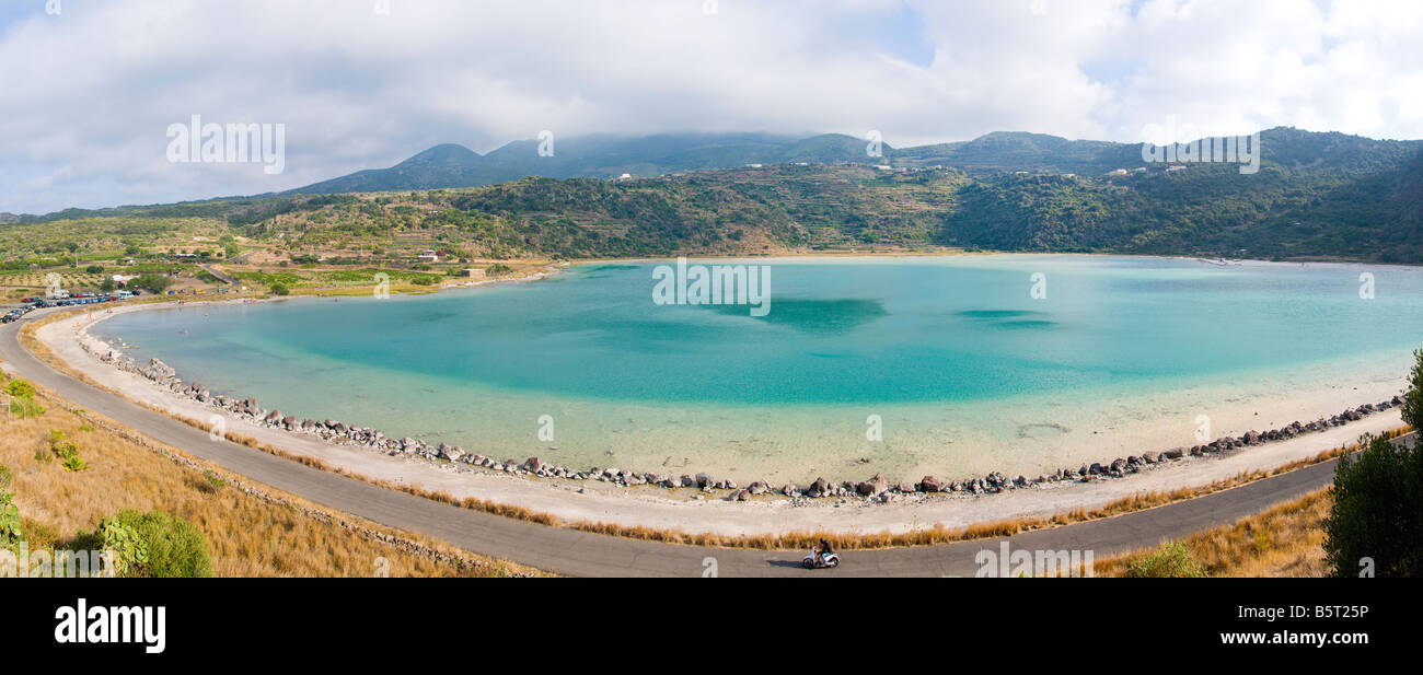 Mud venere lake pantelleria island hi-res stock photography and images ...