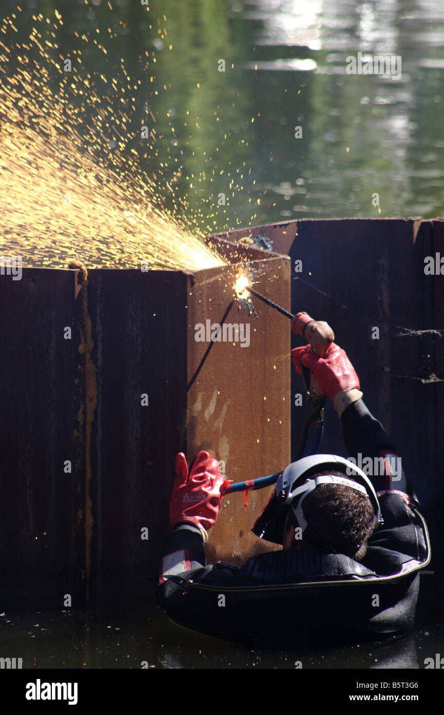 marine welder diver river helmet cutter piling arc welding repairing ...