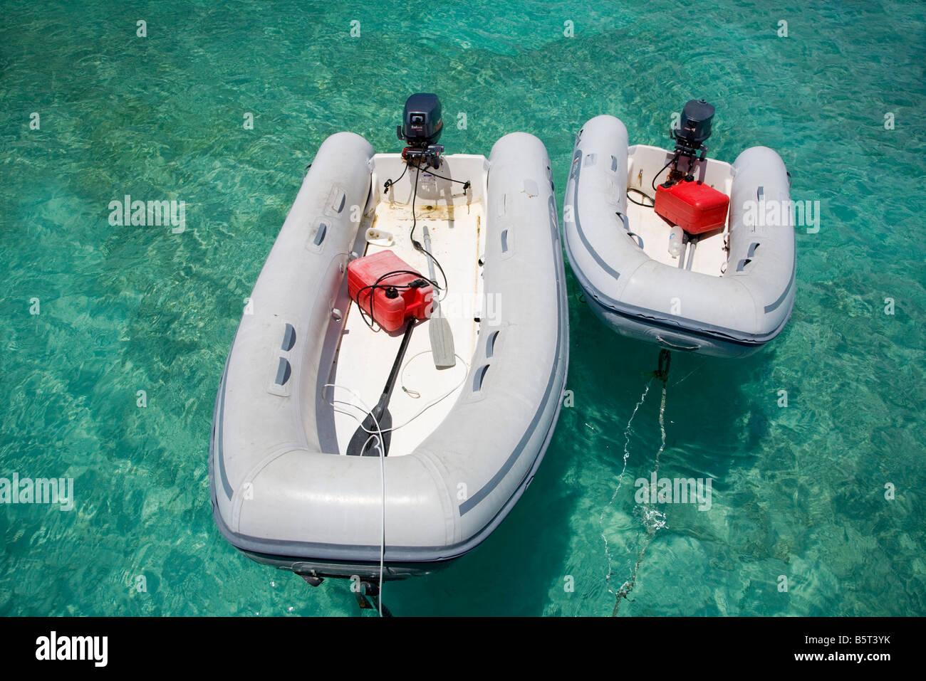 Rubber boats hi-res stock photography and images - Alamy