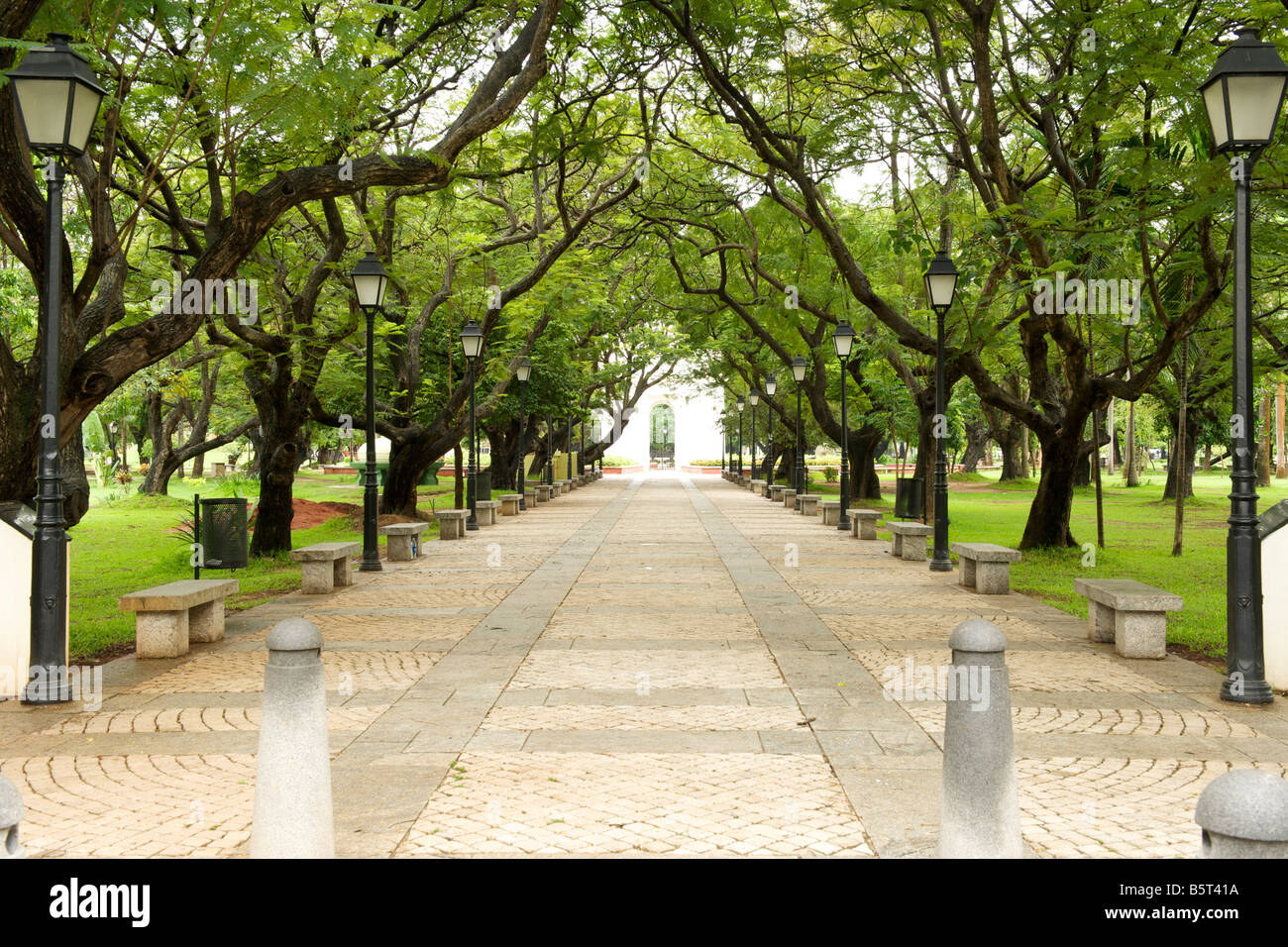 Aayi Mandapam monument in Pondicherry park in India Stock Photo - Alamy