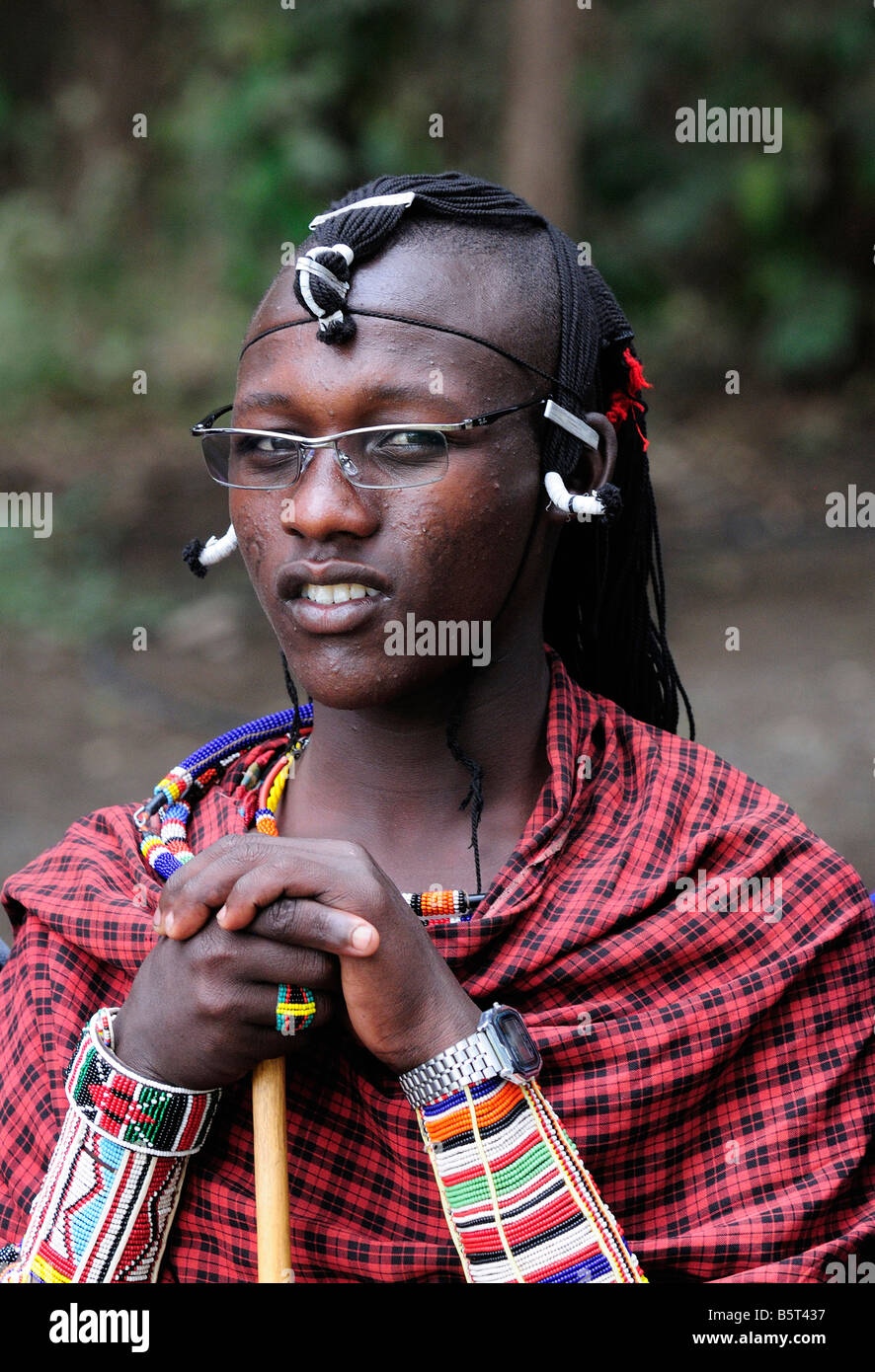 Masai tribesman with modern glasses hi-res stock photography and images ...