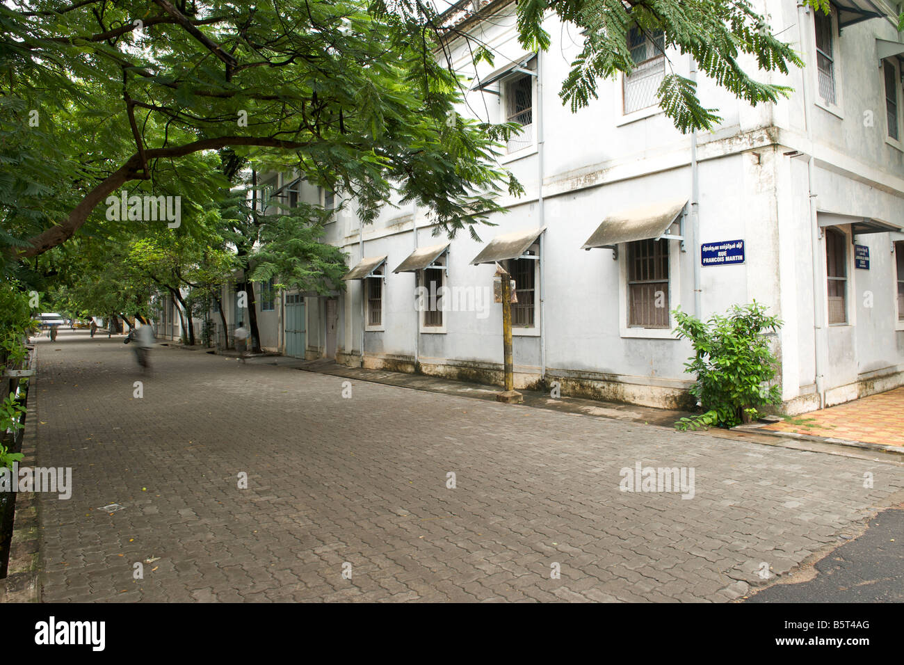 India pondicherry puducherry street hi-res stock photography and images ...