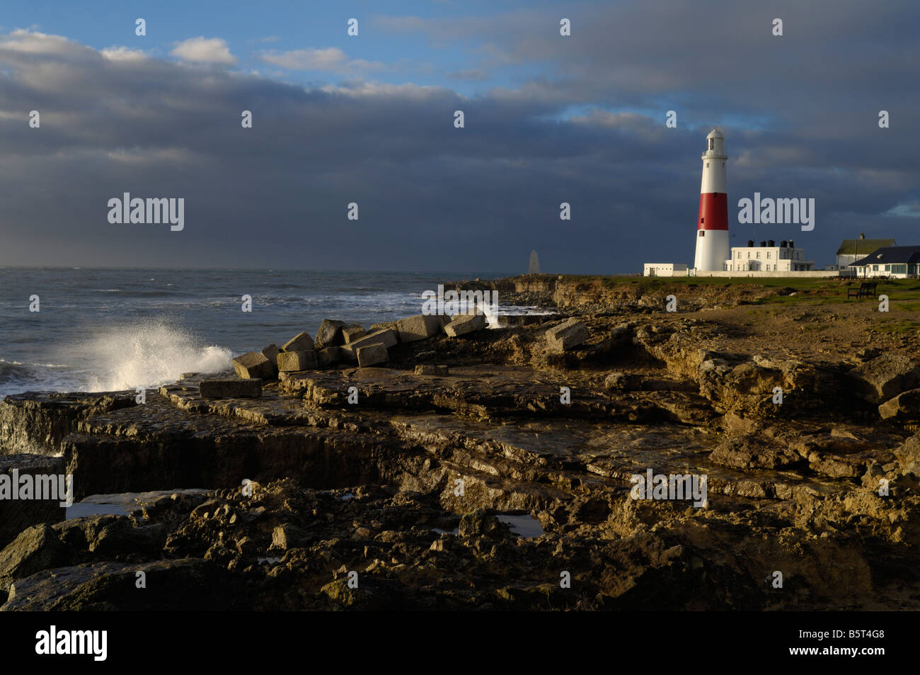 Crashing waves lighthouse sun hi-res stock photography and images - Alamy