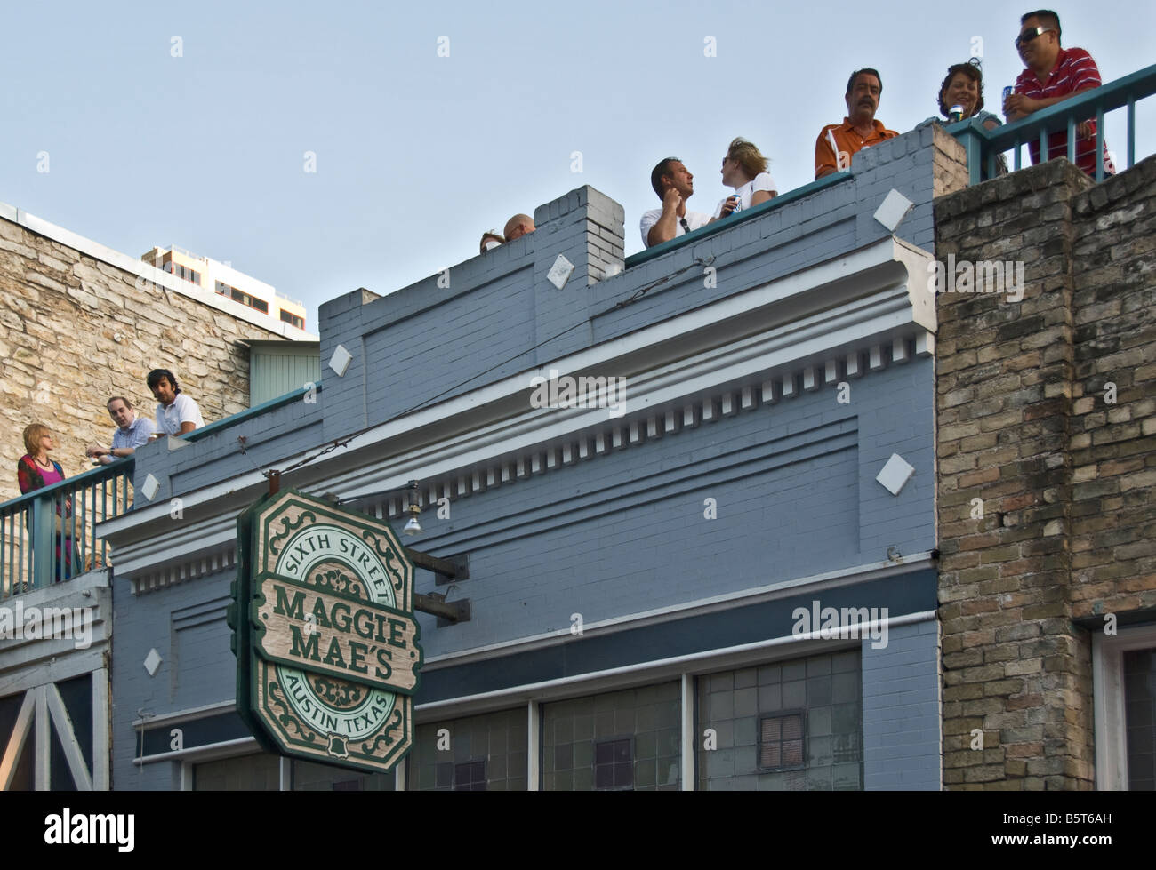 6th street austin hi-res stock photography and images - Alamy