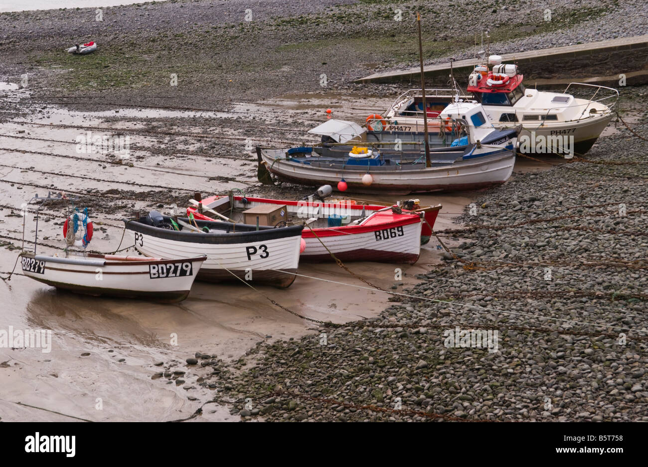 Inshore Fishing Boats High Resolution Stock Photography and Images - Alamy