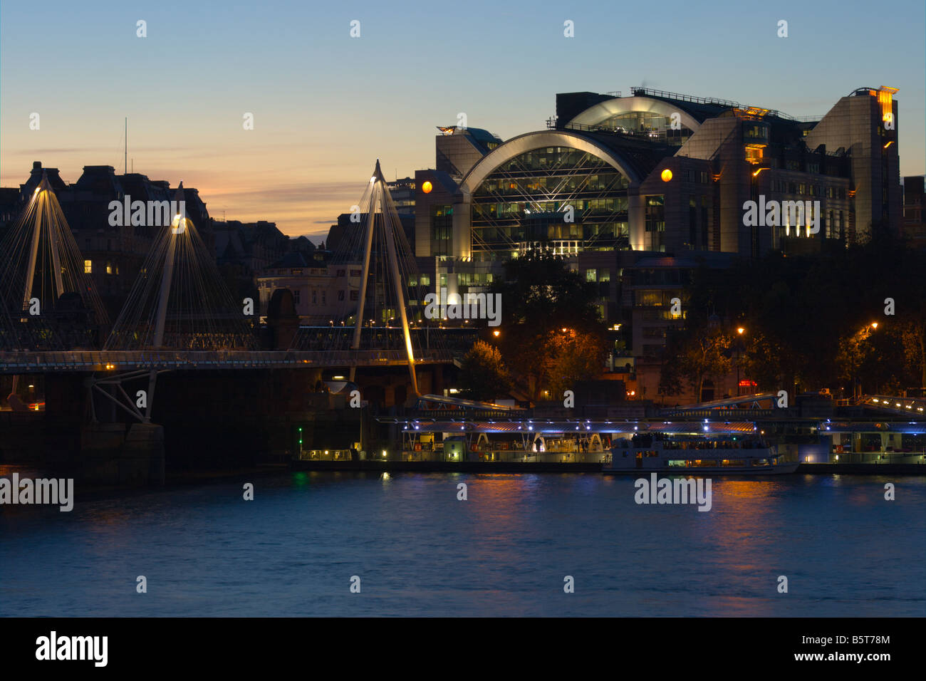 Hungerford railway station hi-res stock photography and images - Alamy