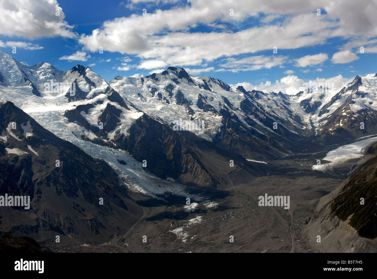 Flying above a glacial valley. Mount Cook at altitude. New Zealand ...