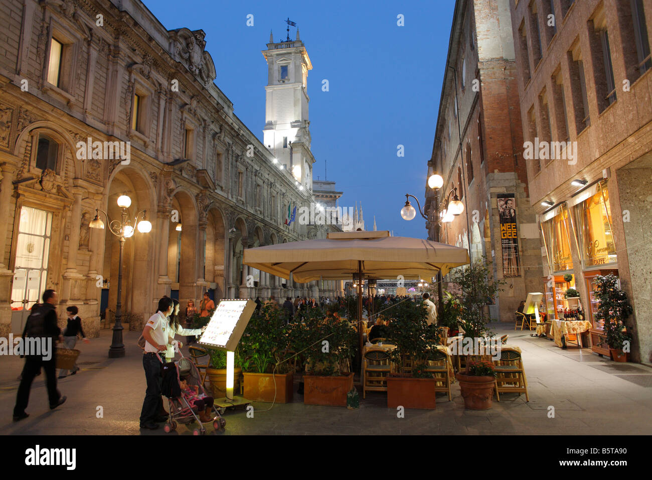 Milan evening meal hi-res stock photography and images - Alamy