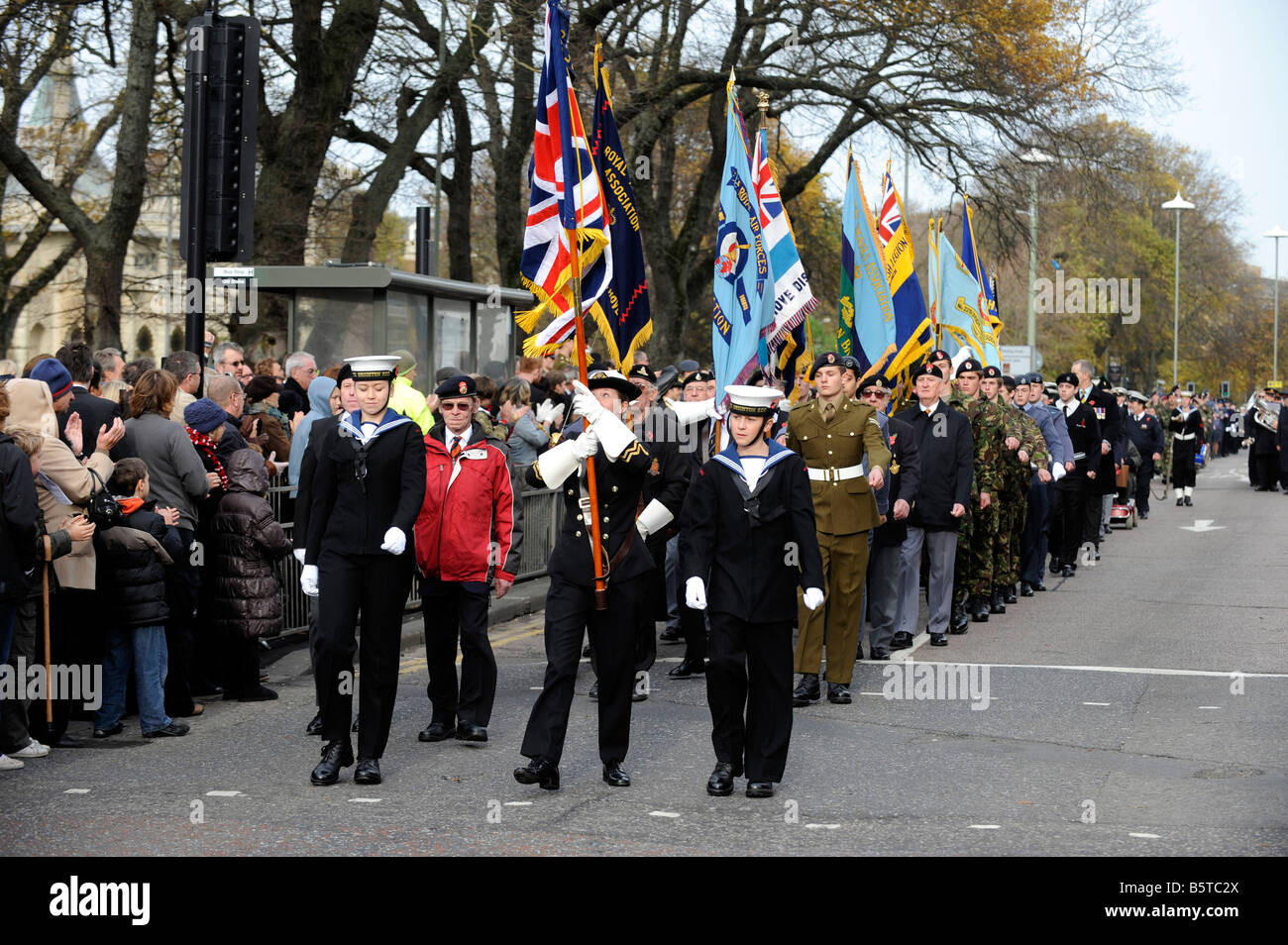 Britain remembrance hi-res stock photography and images - Alamy