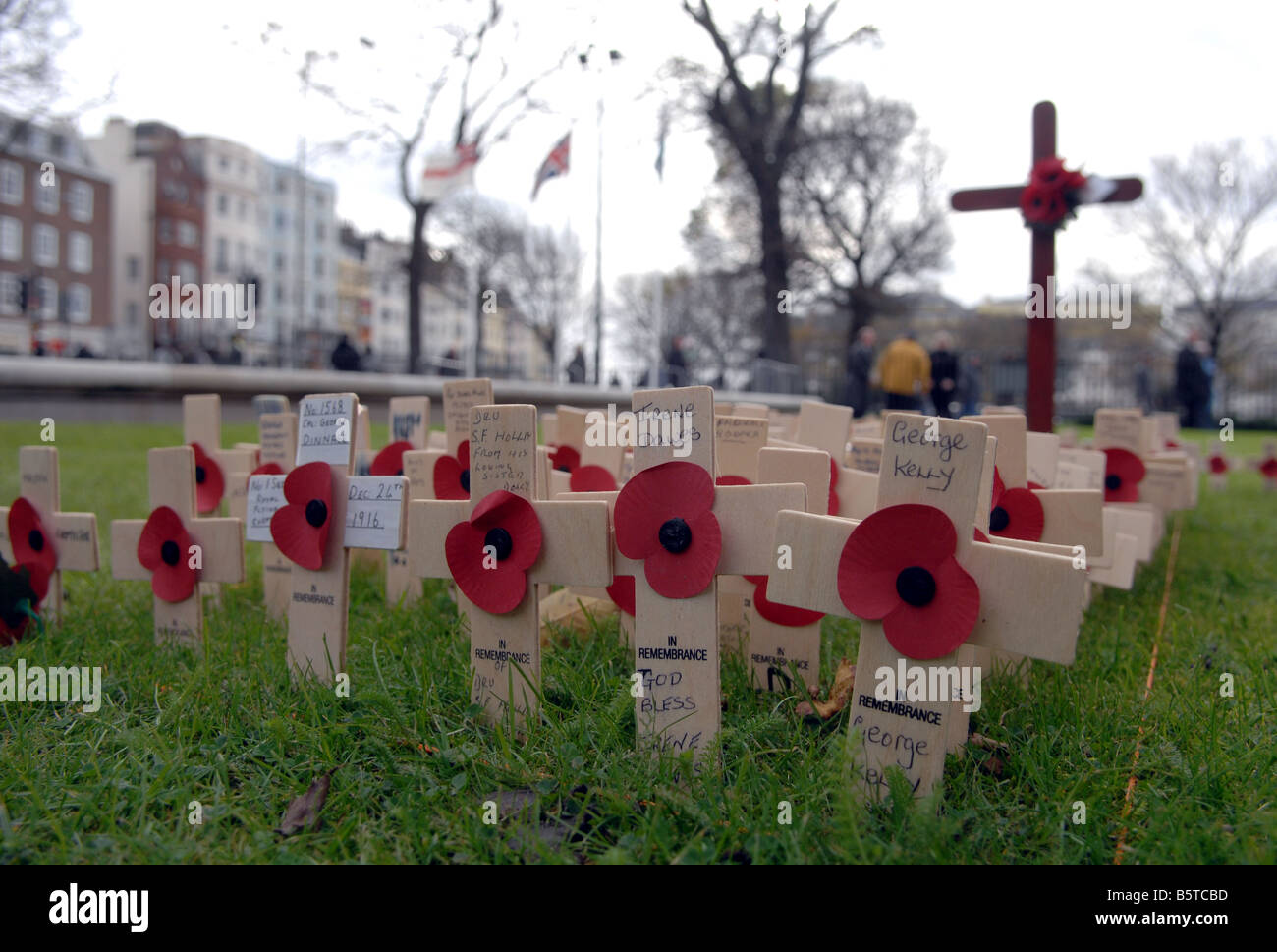 Remembrance crosses britain hi-res stock photography and images - Alamy