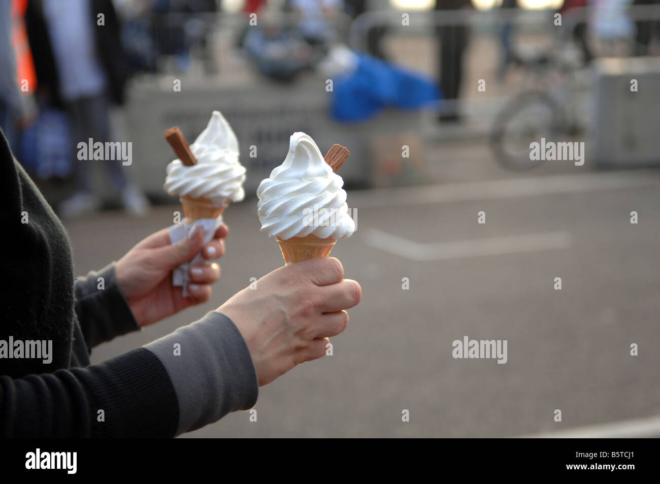 Cadburys flake hi-res stock photography and images - Alamy