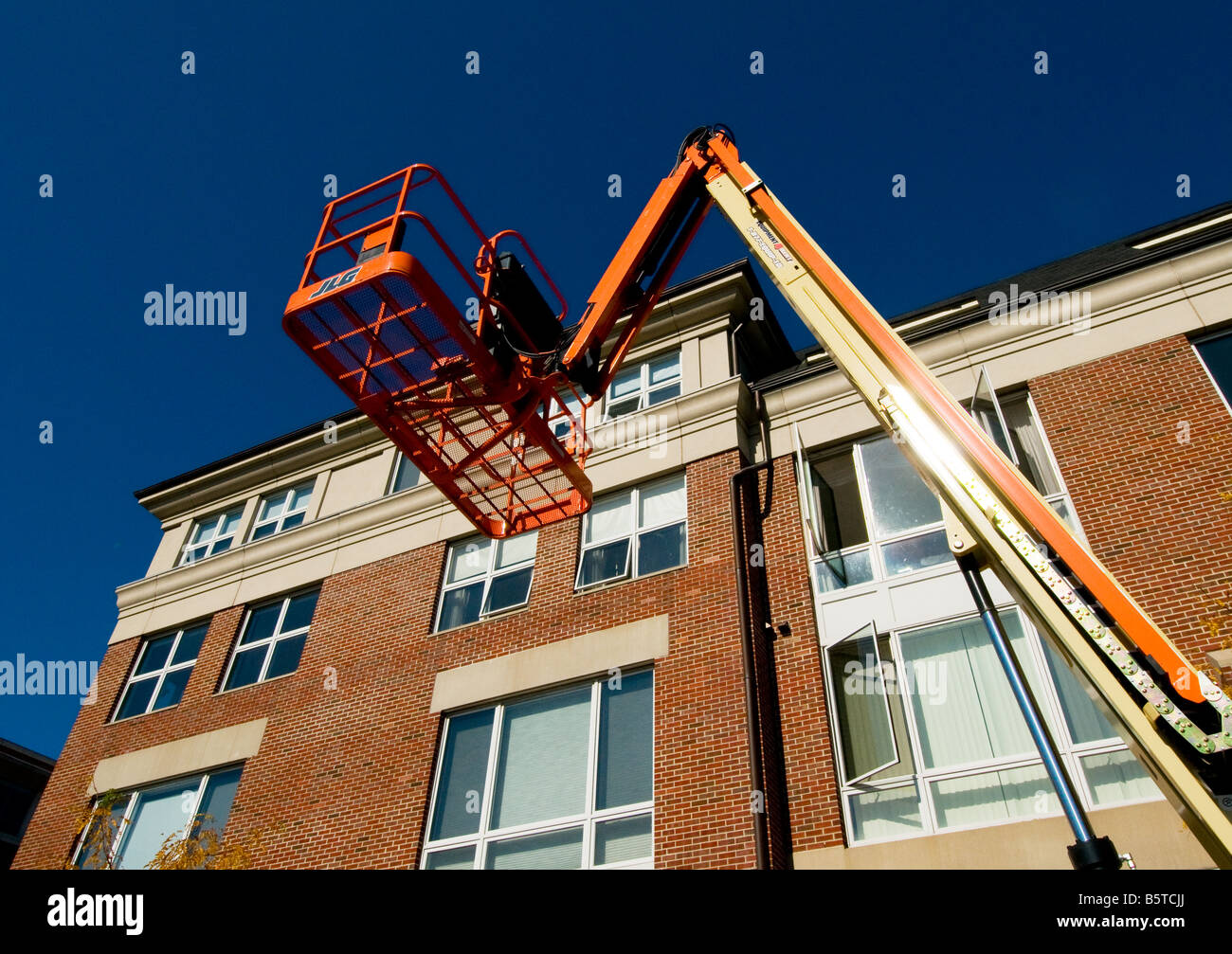 Steel building construction boston hi-res stock photography and images ...