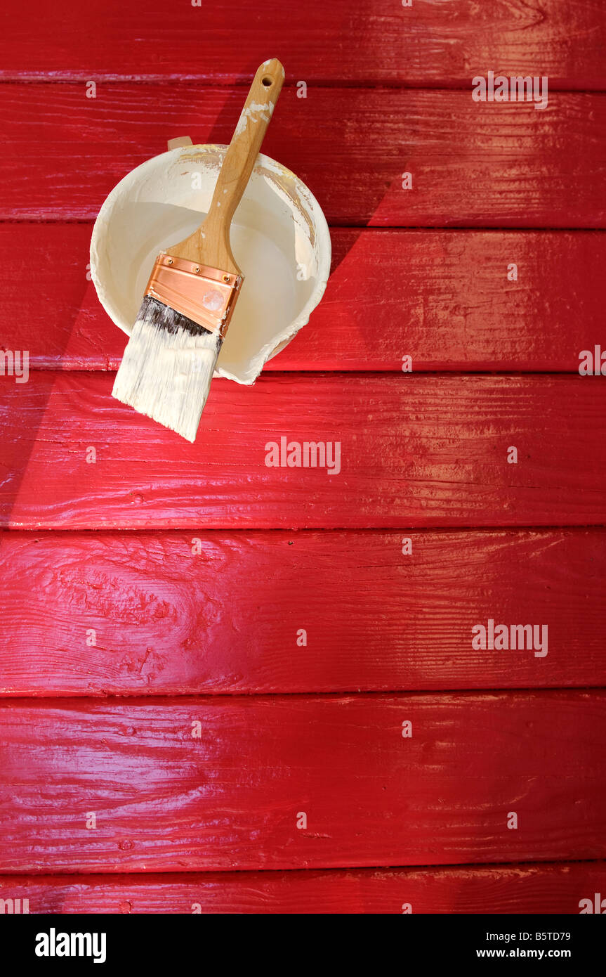 White and one color scheme hi-res stock photography and images - Alamy