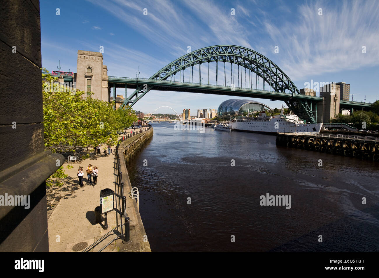 The Tyne Bridge over the Tyne River, linking Newcastle upon Tyne and ...