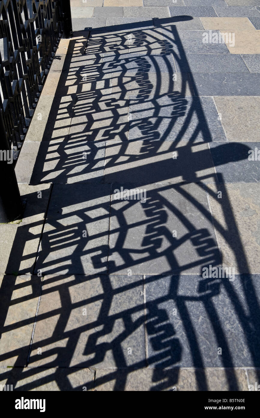 Newcastle emblem hi-res stock photography and images - Alamy