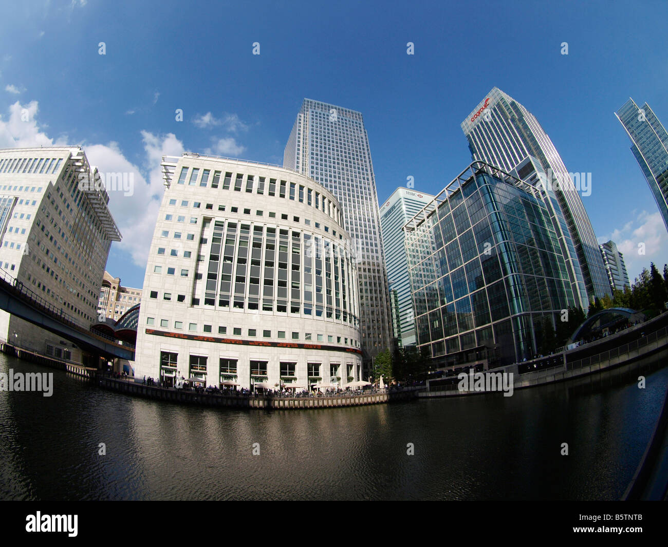 Reuters building canary wharf hi-res stock photography and images - Alamy