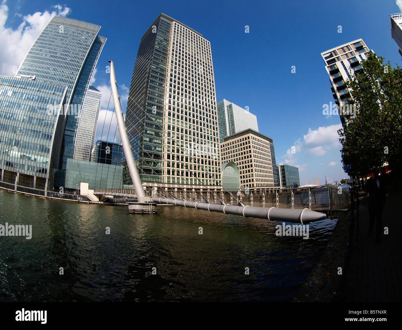 Former Lehman Brothers UK headquarters London Bank Street Canary Wharf ...