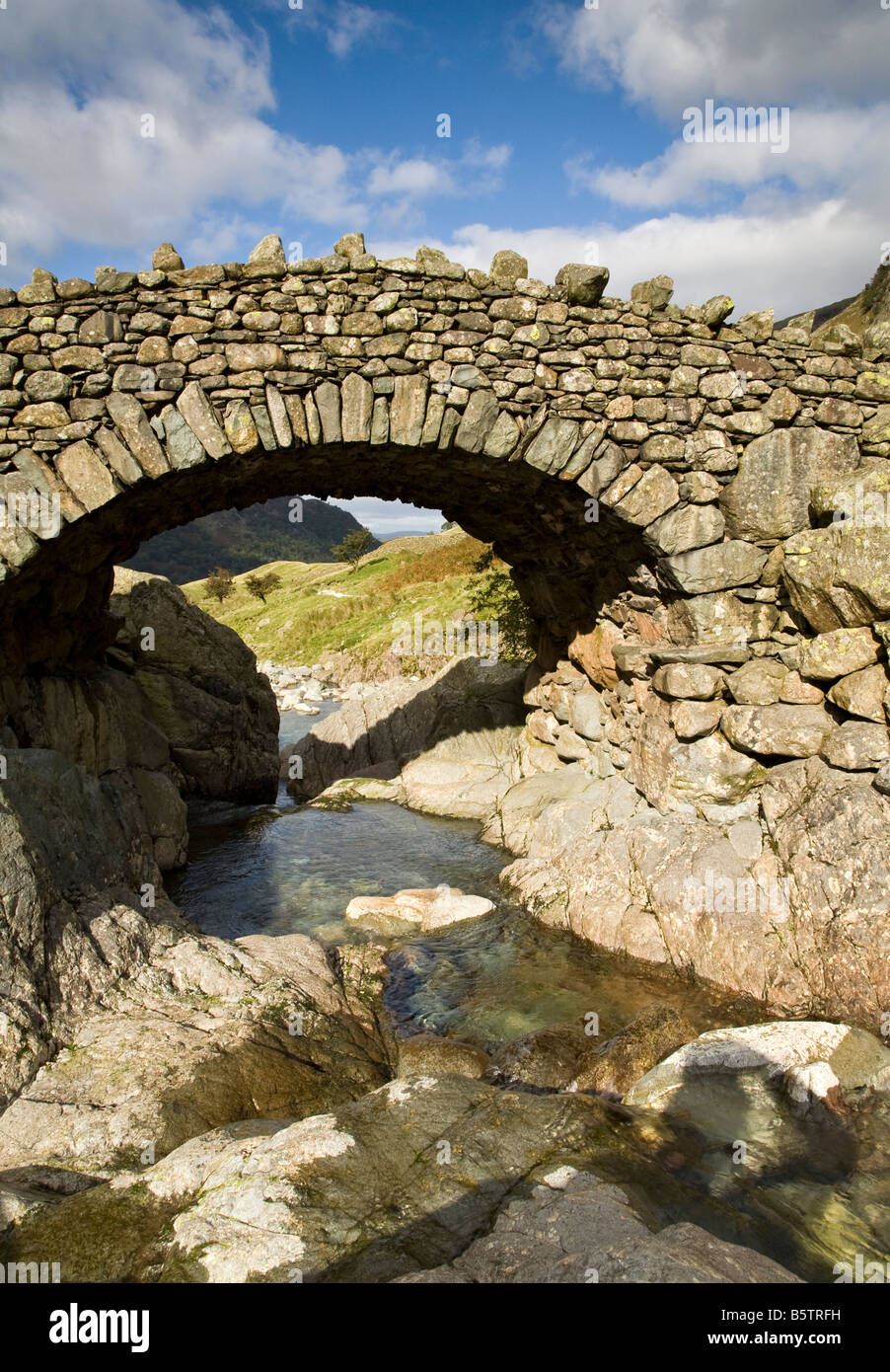 Stockley bridge near seathwaite hi-res stock photography and images - Alamy