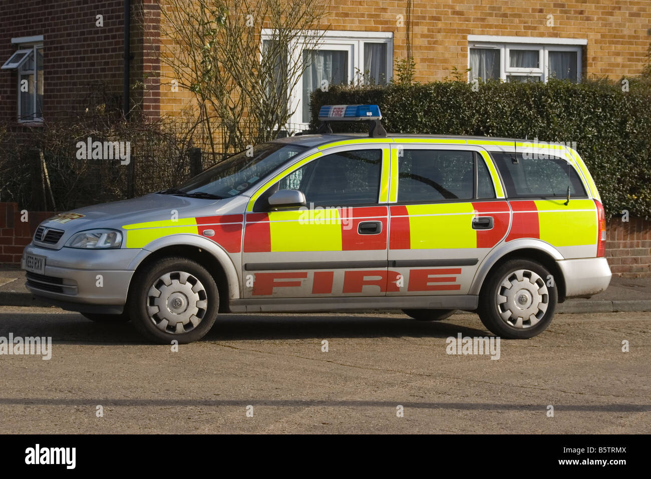 Surrey fire and rescue service vehicles hi-res stock photography and ...