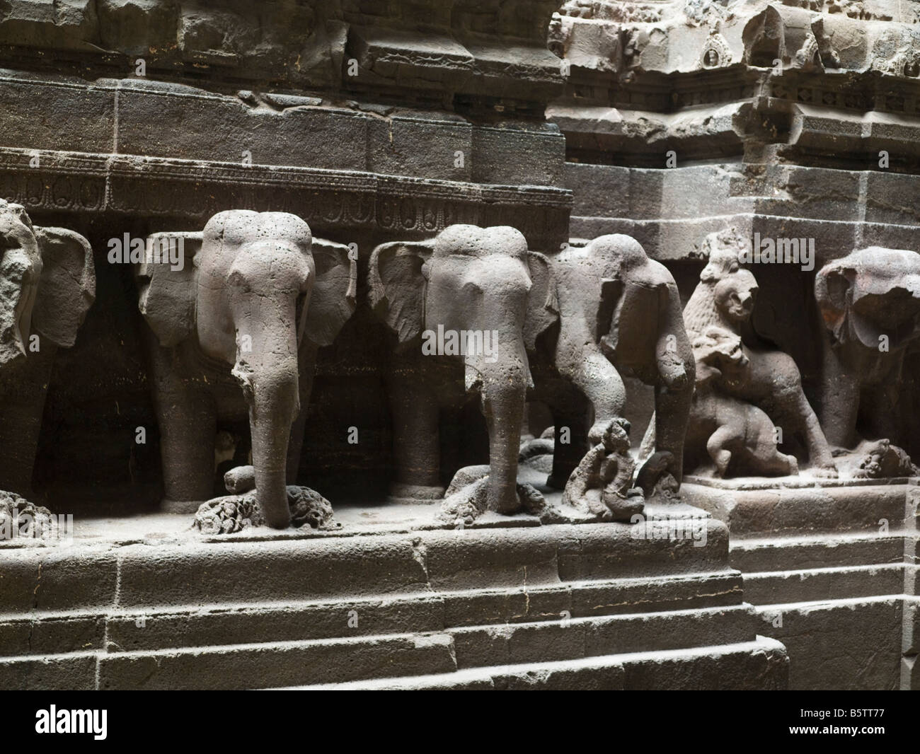 Kailasanatha Temple carved from basalt monolith Ellora Caves India ...