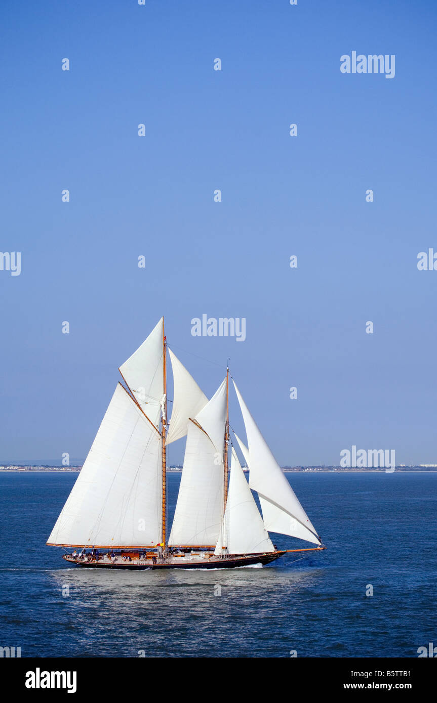 Sailing boat in the solent Stock Photo - Alamy