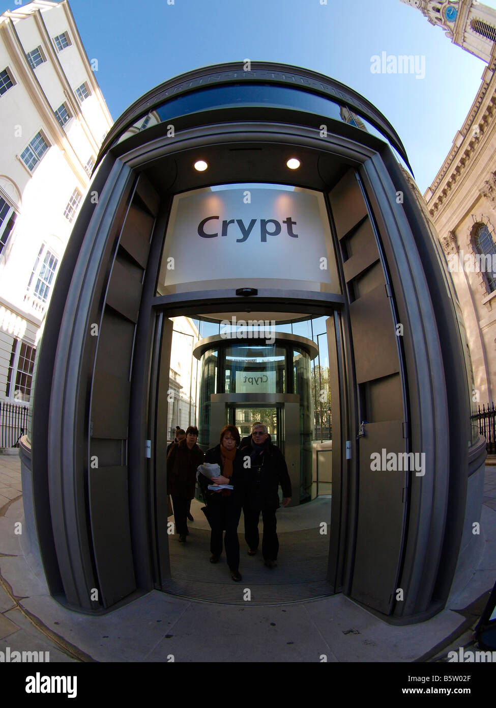 Crypt of st martins hi-res stock photography and images - Alamy