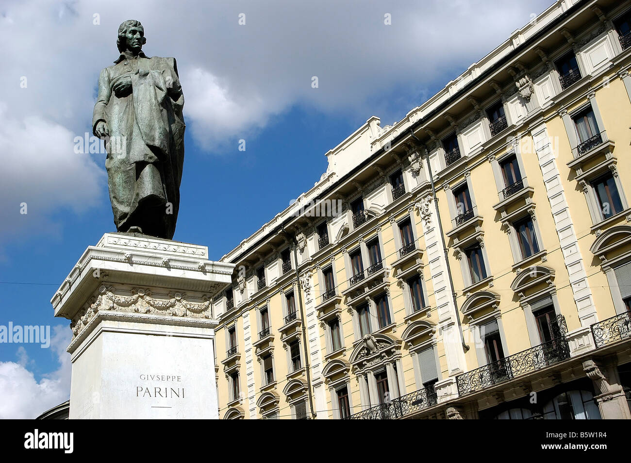 Giuseppe parini statue cordusio square hi-res stock photography and ...
