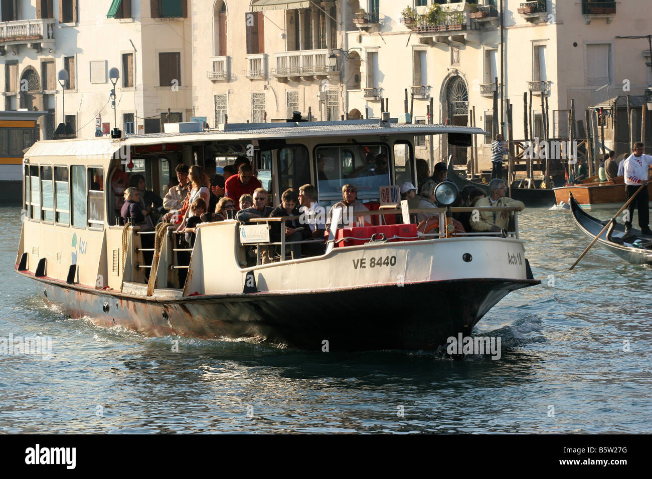Water bus steamboat ferry boat transport venice hi-res stock ...