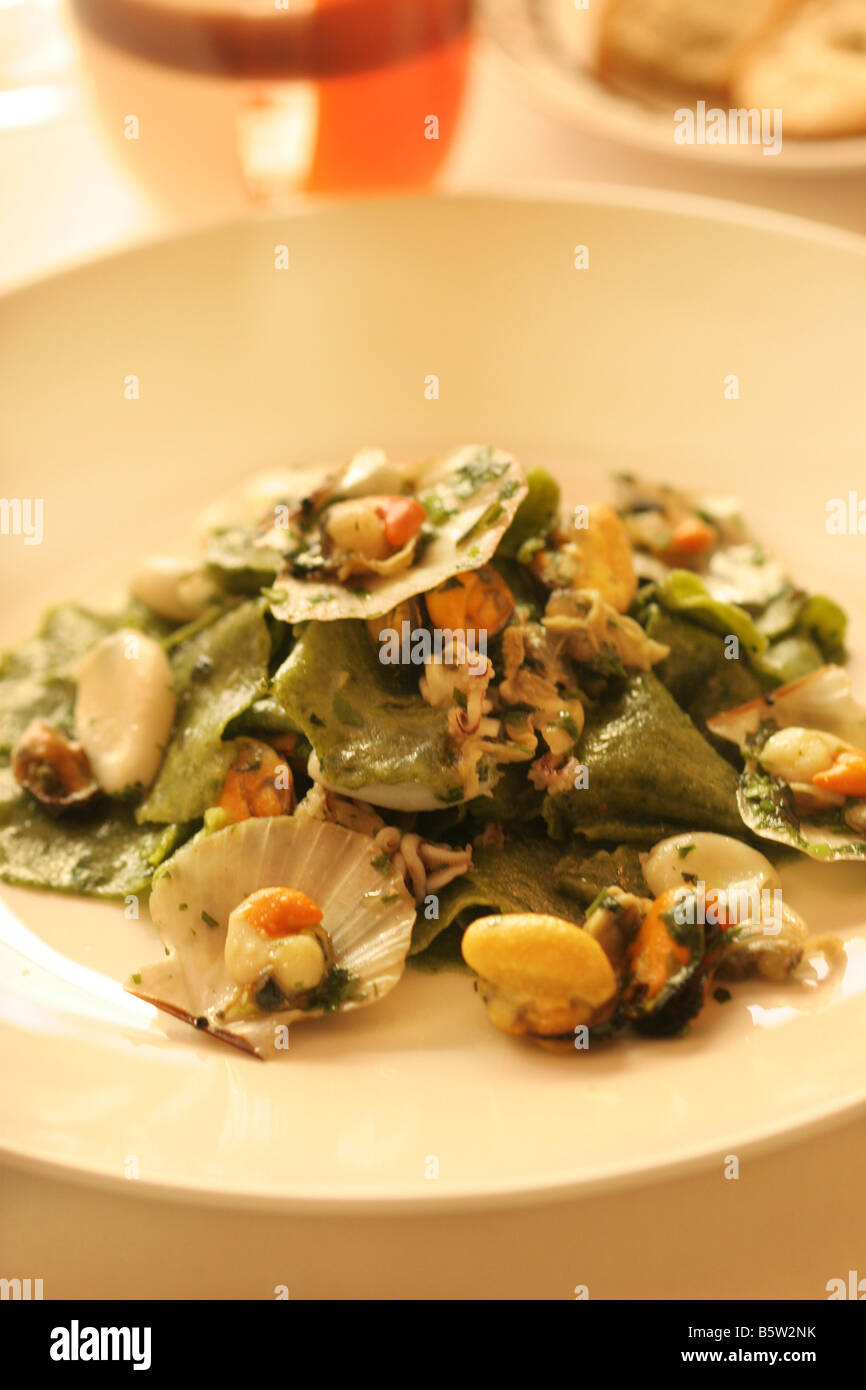 Pasta polo hi-res stock photography and images - Alamy