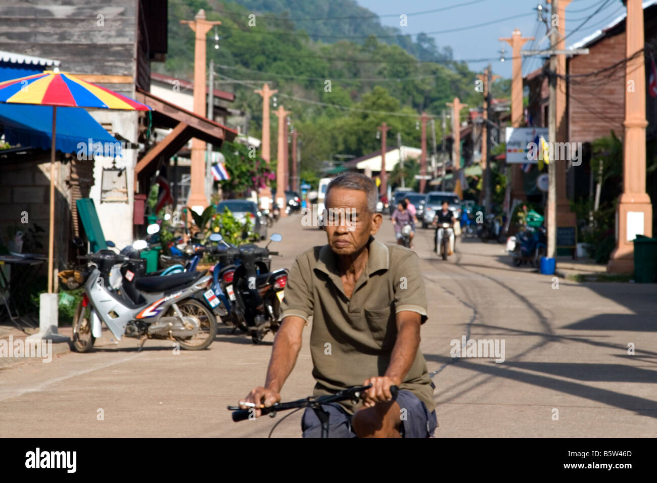 The main street of Sri Raya town, Ko Lanta, Thailand Stock Photo - Alamy