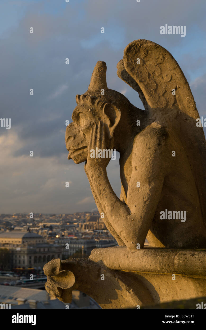 Gargoyle paris hi-res stock photography and images - Alamy