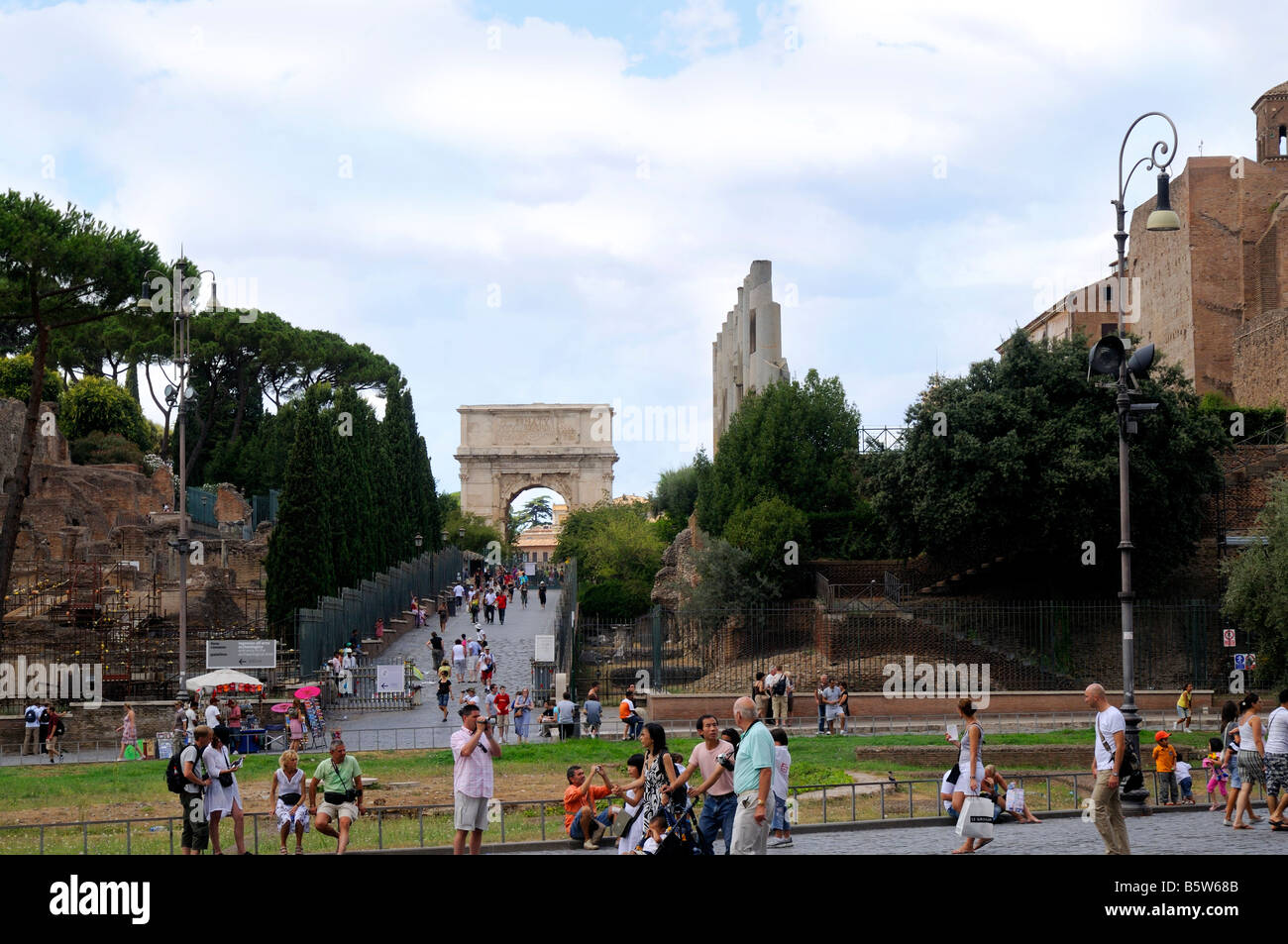 The Sacred Way into the ancient Forum close by the Colisseum in Rome ...