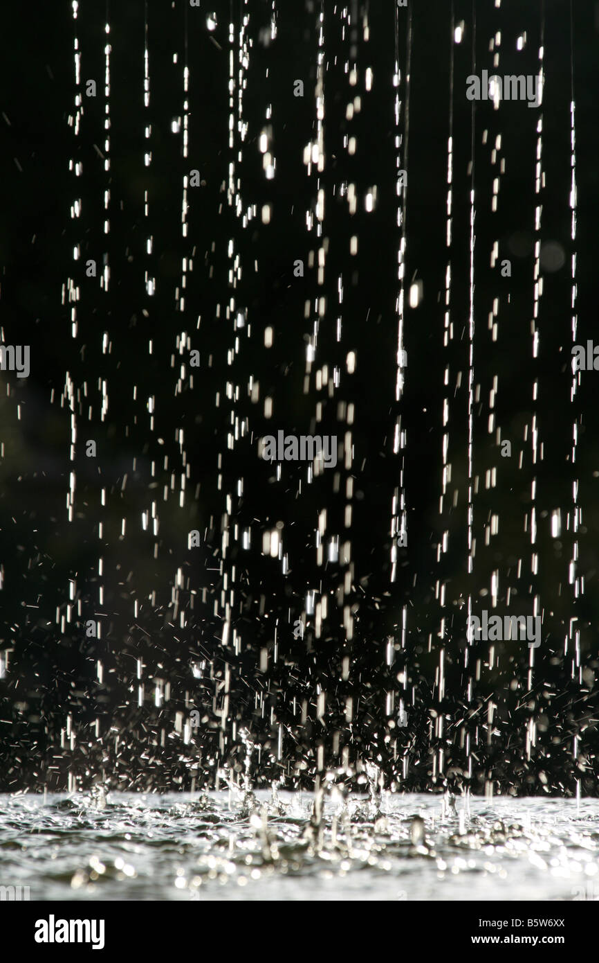 Backlit water from fountain hi-res stock photography and images - Alamy