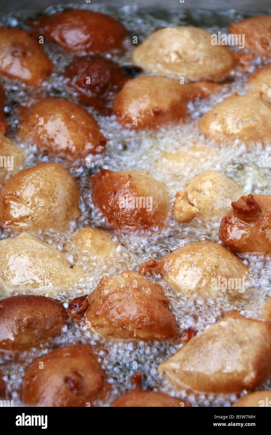 Chestnut frying pan hi-res stock photography and images - Alamy