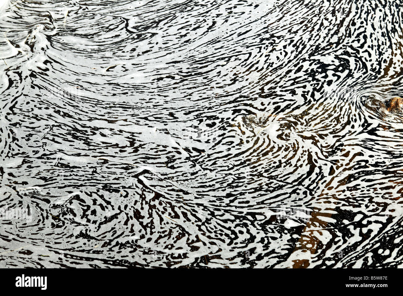 waves - foaming Stock Photo - Alamy