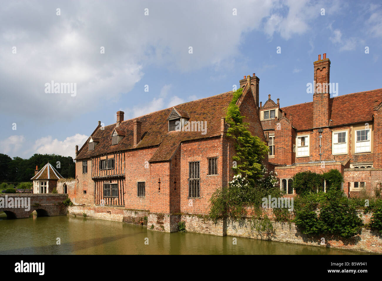 Long Melford Elizabethan Mansion built by Sir William Cordell Suffolk ...