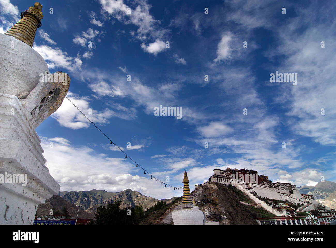 Potala panorama hi-res stock photography and images - Alamy