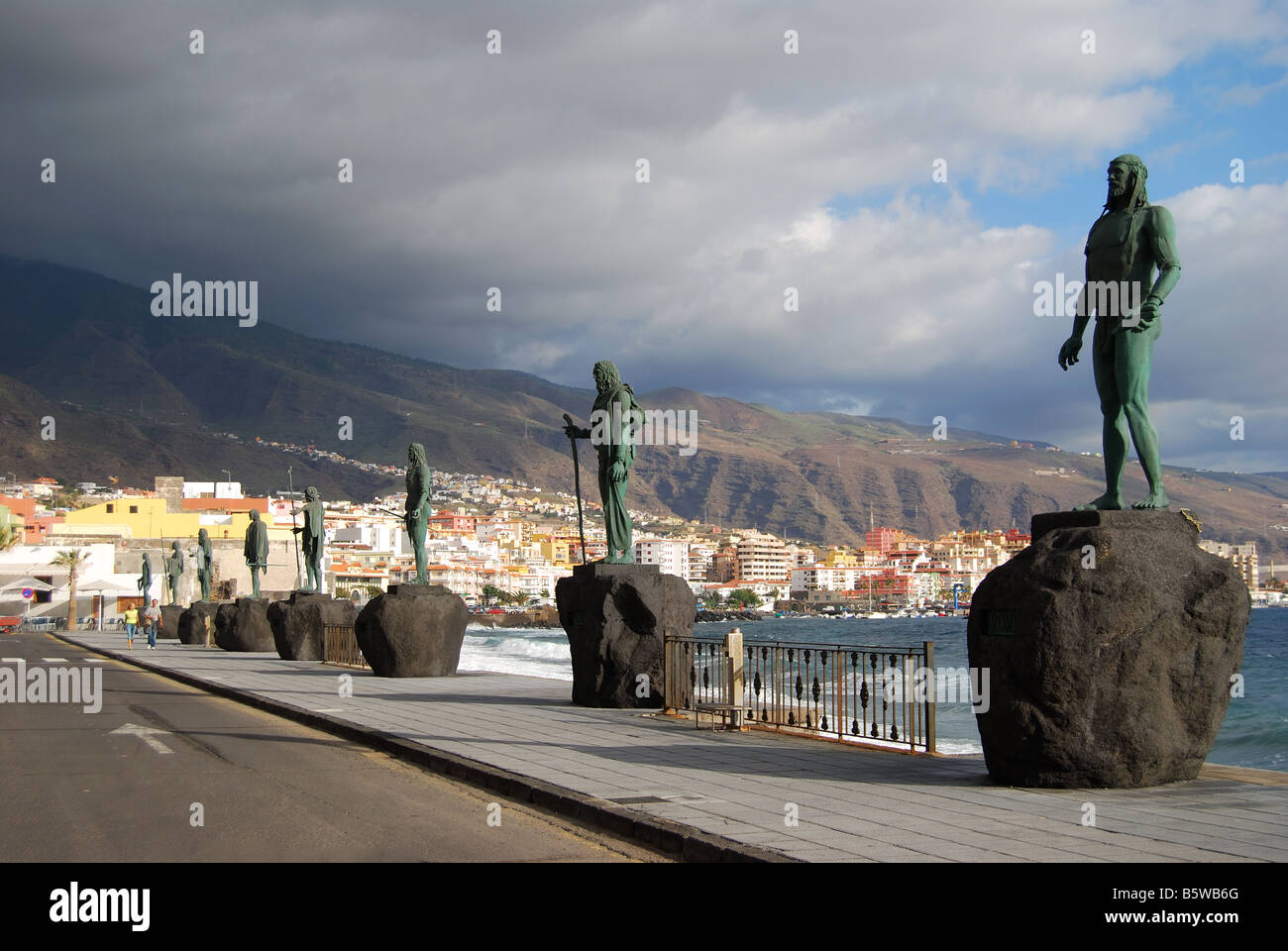 Guanche statues on waterfront, Plaza de La Patrona de Canarias ...