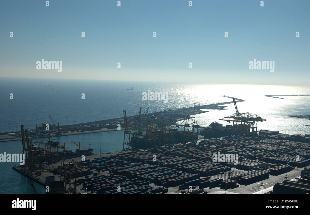 Barcelona docks hi-res stock photography and images - Alamy