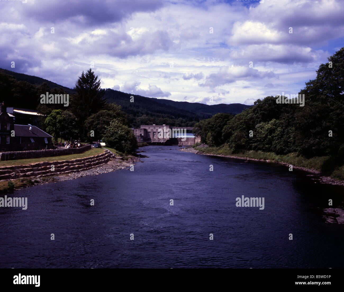 The Dam and Hydro Electric power Station on The River Tummel at ...